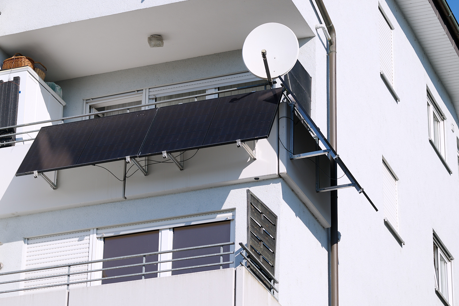 Deutsche Gesellschaft für Sonnenenergie e.V. - Sonne macht Glücklich!